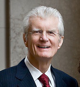 Arthur Phillips – A Successful Businessman Who Transitioned into ...